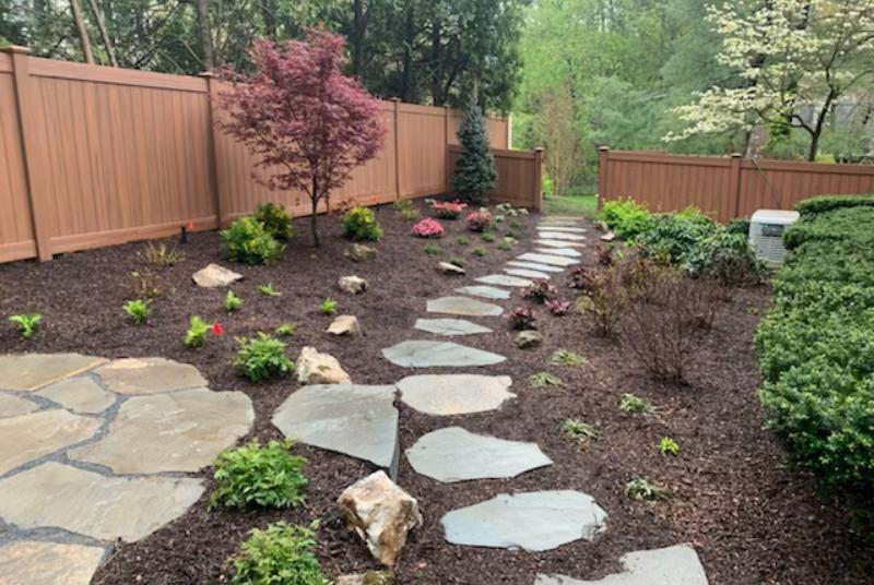 Side Yard Landscaping: This Side of Paradise - Hicks Landscapes